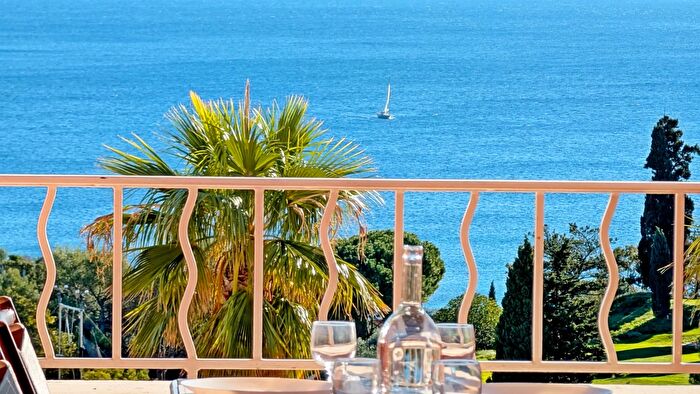 Appartement à vendre - Saint-Raphaël, Dramont - 2 pièces - 1 chambre