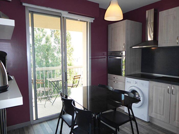 Arbres, Rodez : Appartement 1 pièce à louer