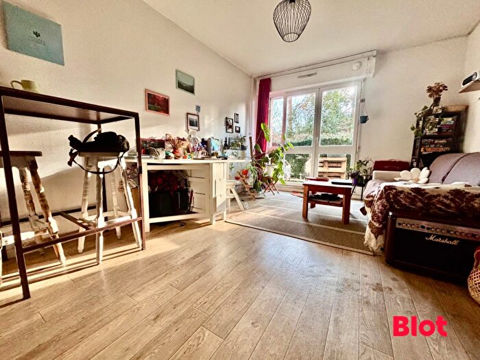 Appartement à vendre - Quartiers Sud-Ouest, Alma - 2 pièces - 1 chambre