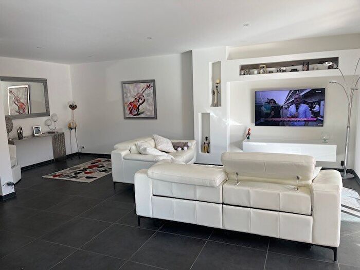Maison 6 pièces à Perpignan, Porte d'Espagne, à vendre