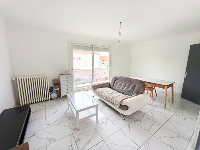 Appartement 4 pièces à louer - Libération, Cholet