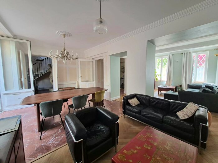 Maison 11 pièces à vendre - Narbonne, Cité