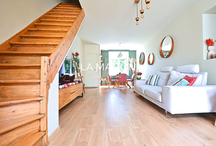 Maison 6 pièces à Wasquehal, Centre-ville, Pharos, Site Saint-Nicolas, à vendre