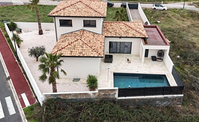 Maison à vendre - Bizanet - 5 pièces - 3 chambres