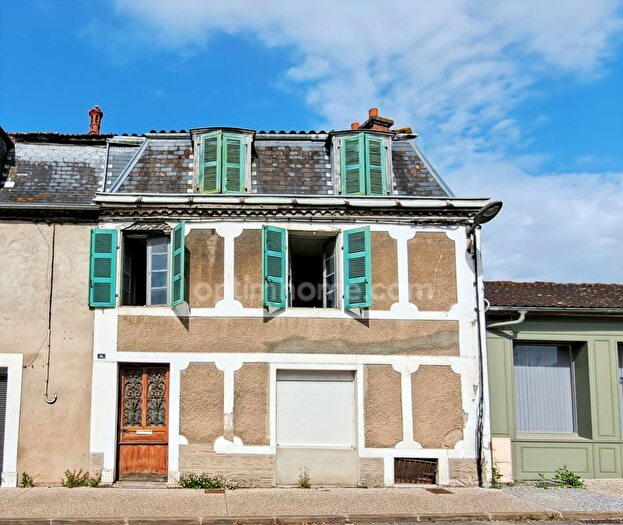 Maison 8 pièces à vendre à Sauveterre-de-Béarn