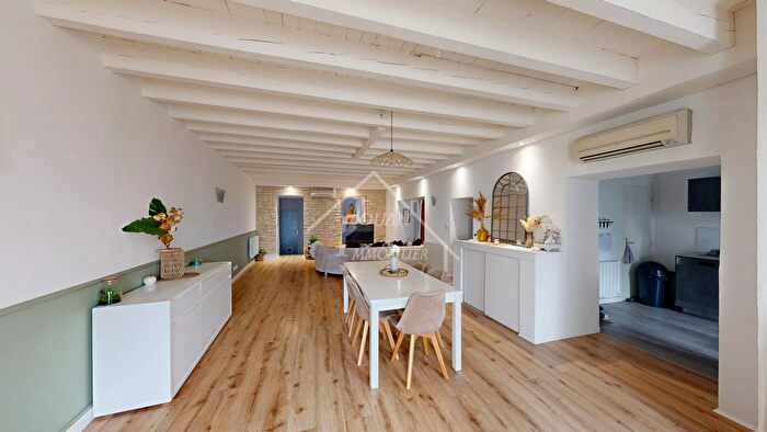 Maison à vendre - Creuzier-le-Vieux - 8 pièces - 4 chambres