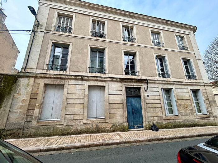 Appartement à vendre - Poitiers, Centre-ville - 2 pièces - 1 chambre