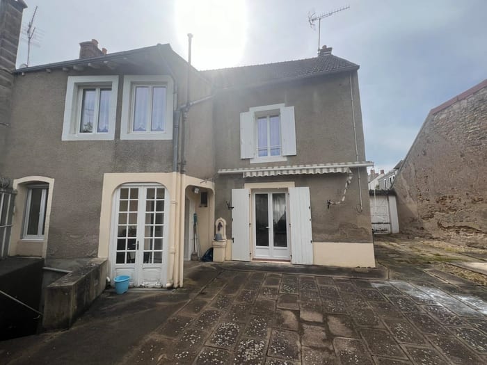 Maison 4 pièces à vendre à Châteaumeillant