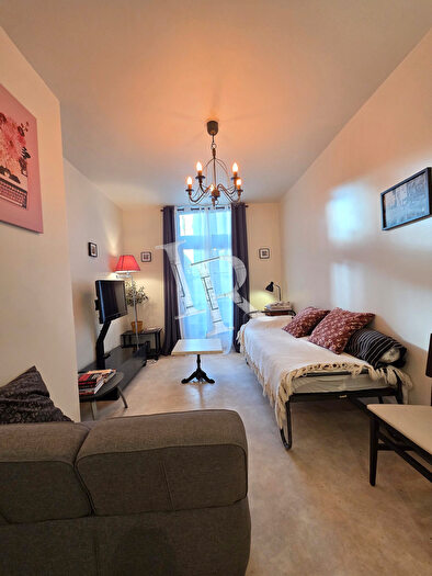 Appartement à vendre - Le Puy-en-Velay, Centre-ville - 2 pièces - 1 chambre