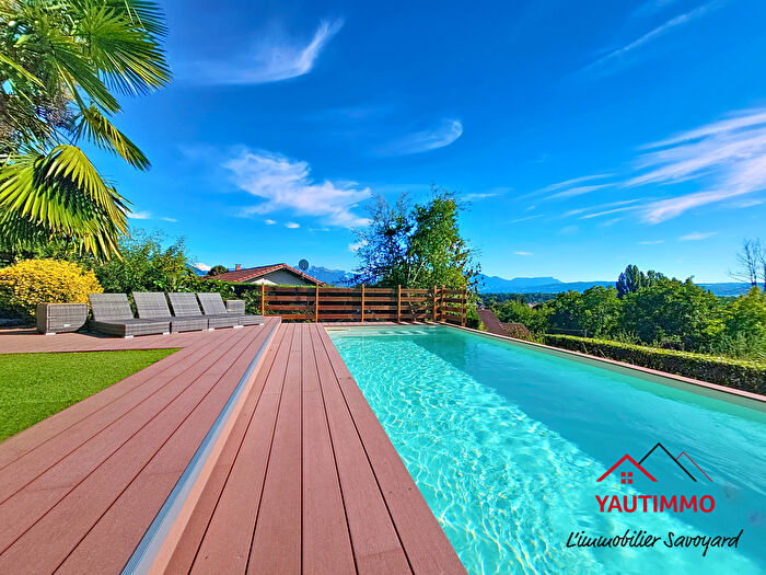 Maison à vendre - Cranves-Sales - 7 pièces - 5 chambres