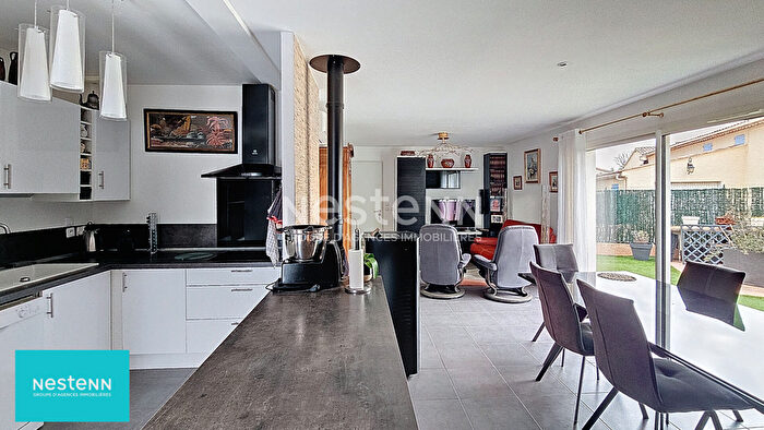 Maison à vendre - Saint-Maximin-la-Sainte-Baume, Centre-ville - 5 pièces - 4 chambres