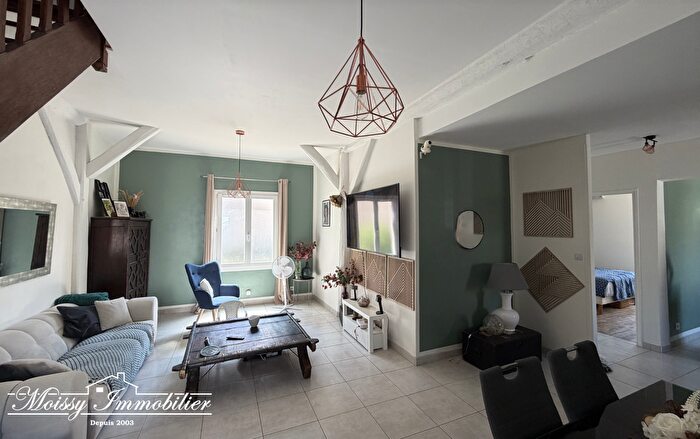 Maison 5 pièces à vendre à Moissy-Cramayel, Centre-ville