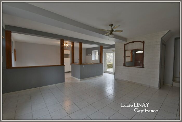 Maison à vendre - Larchamp - 5 pièces - 3 chambres