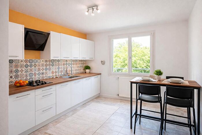 Appartement à vendre - Saint-Étienne, Couriot, Tarentaise, Beaubrun - 4 pièces - 3 chambres