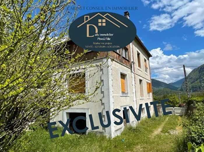 Maison à vendre - Cierp-Gaud - 8 pièces