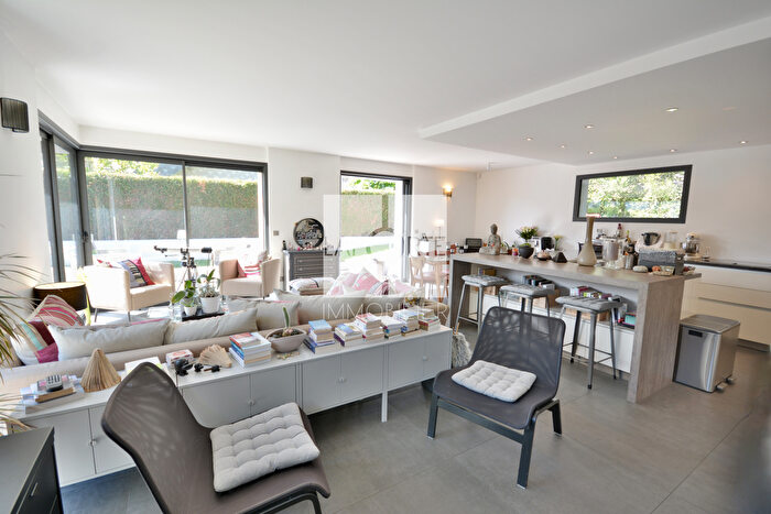 Maison à vendre - Annecy-le-Vieux, Annecy-le-Vieux Sud - 6 pièces - 4 chambres