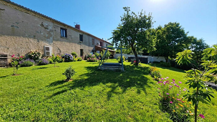 Maison 7 pièces à Saint-Germain-Laval, à vendre