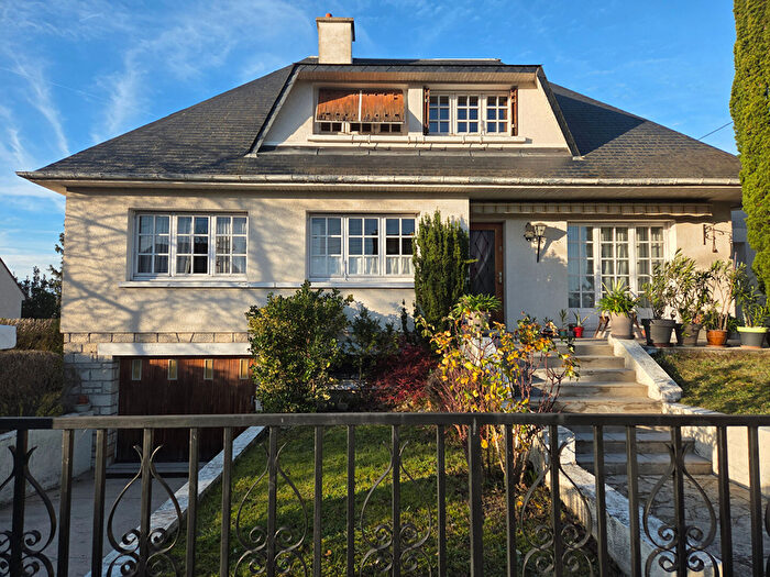 Maison à vendre - Amilly - 6 pièces - 4 chambres