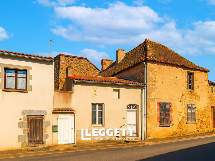 Maison à vendre - Azat-le-Ris - 4 pièces - 1 chambre