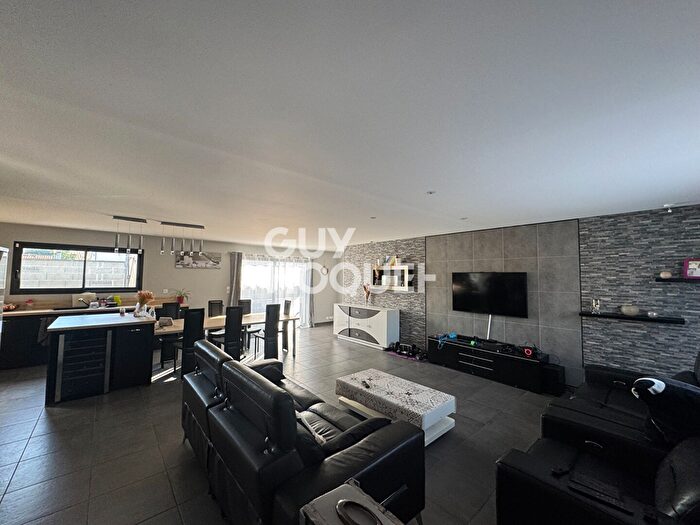 Maison à vendre - Castelnau-dEstrétefonds - 4 pièces - 3 chambres