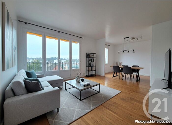 Appartement à vendre - Pontoise, Centre-ville - 4 pièces - 2 chambres