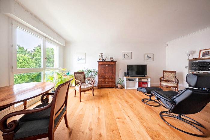 Dijon, Les Gènois : Appartement 3 pièces à vendre