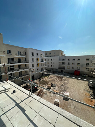 Appartement à vendre - La Courneuve, Waldeck Rochet - 4 pièces - 3 chambres