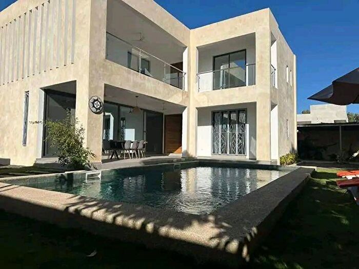 Appartement à louer - Charzais, Fontenay-le-Comte - 3 pièces - 2 chambres