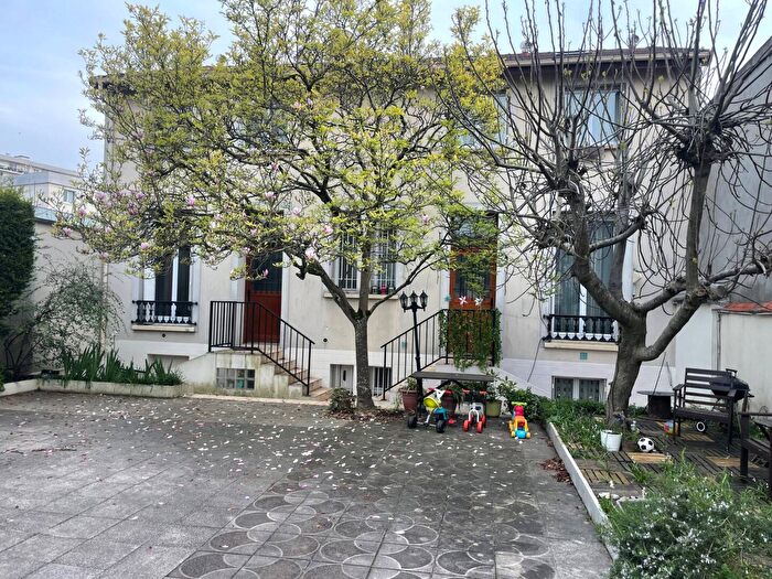 Appartement à louer - Les Planètes, Maisons-Alfort - 3 pièces - 2 chambres