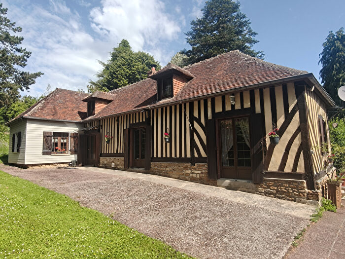 Maison 7 pièces à vendre à Saint-Georges-en-Auge