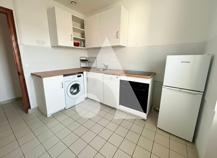 Appartement 2 pièces à Centre Ville, Valserhône, à louer