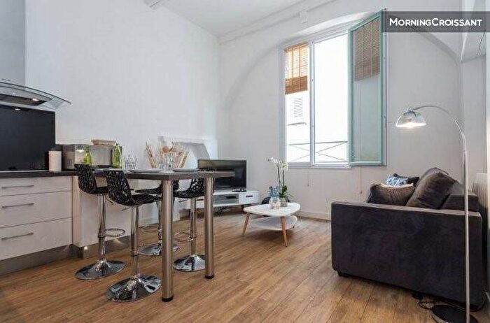 Appartement 1 pièce à Vieux-Nice, à louer