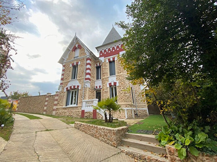 Maison à vendre - Le Raincy, Côteaux - 8 pièces - 7 chambres