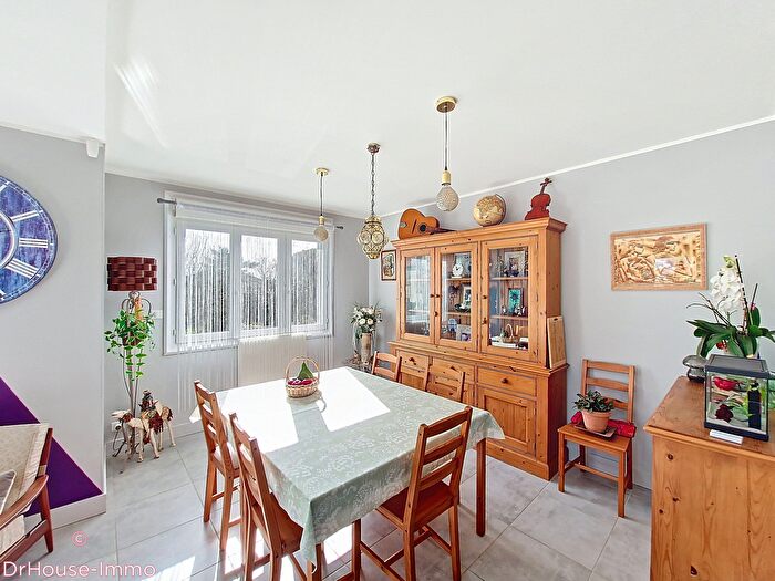 Maison 6 pièces à vendre - Chauray