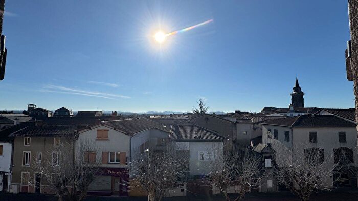 Appartement à louer - Maringues - 4 pièces - 2 chambres