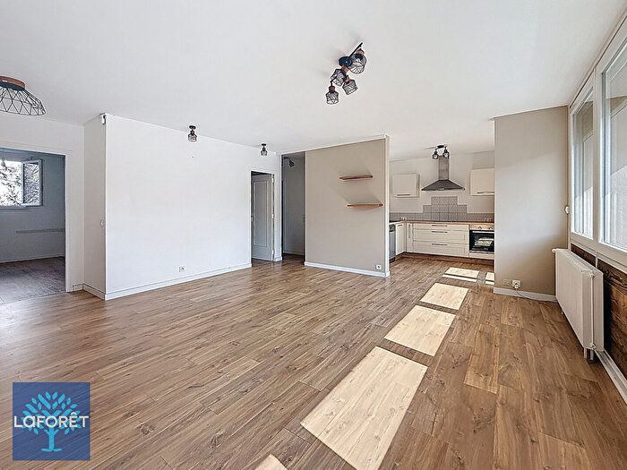 Oullins, Golf, Célestins : Appartement 4 pièces à vendre