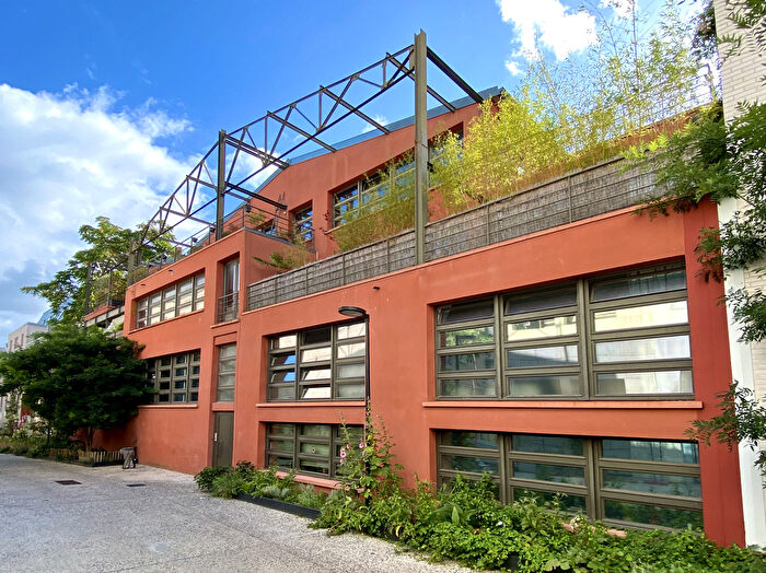 Appartement à vendre - Saint-Denis, République, Gare - 5 pièces - 3 chambres