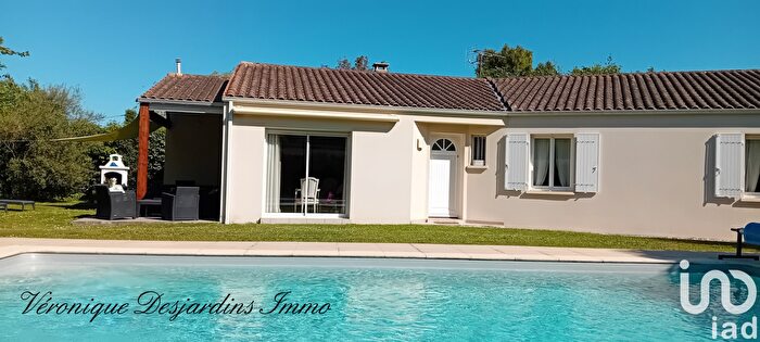 Maison à vendre - Saintes, La Gare, Sébastien de Brouard, La Fenêtre - 5 pièces - 4 chambres