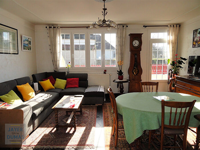 Maison à vendre - Châtenoy-en-Bresse - 6 pièces - 4 chambres