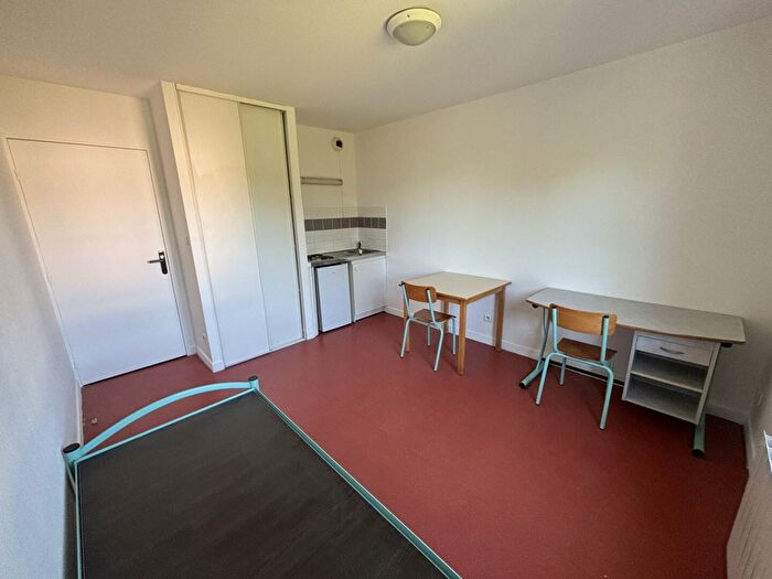 Appartement à louer - Ambérieu-en-Bugey - 1 pièce