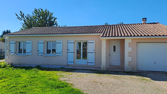 Maison 4 pièces à Brie, à vendre