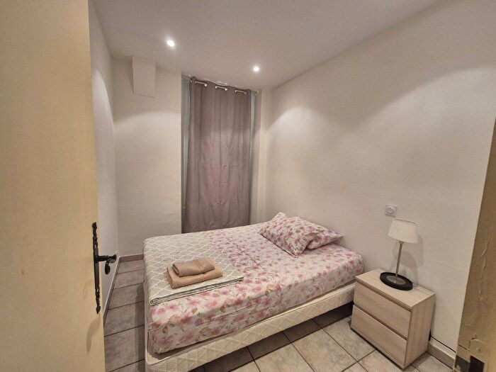 Appartement 2 pièces à Vieux-Nice, à louer
