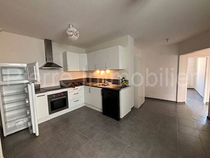 Appartement à louer - Aix-en-Provence - 3 pièces - 2 chambres