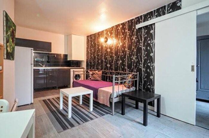 Appartement à louer - Montorgueil-Saint Denis, Paris ème arrondissement - 2 pièces - 1 chambre