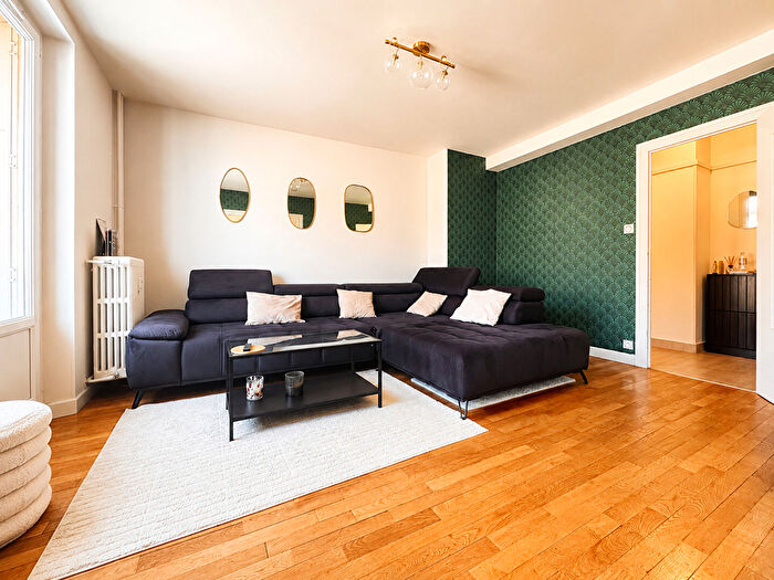 Appartement 4 pièces à Dijon, Bourroches, à vendre