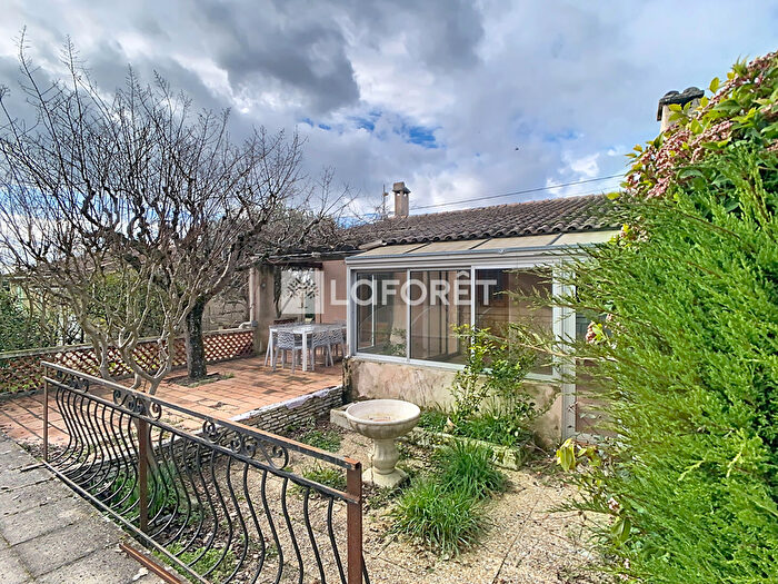 Maison à vendre - Pernes-les-Fontaines - 6 pièces - 4 chambres