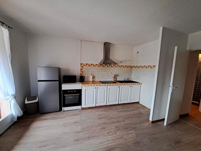 Appartement à louer - Saint-Mandrier-sur-Mer - 2 pièces - 1 chambre