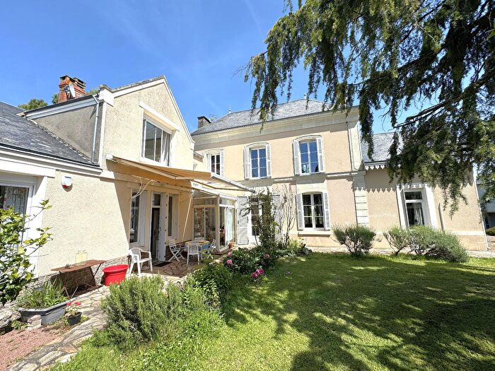 Sainte-Radegonde - Maison 8 pièces à vendre
