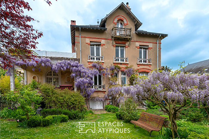 Maison à vendre - Le Grand-Lucé - 10 pièces - 6 chambres