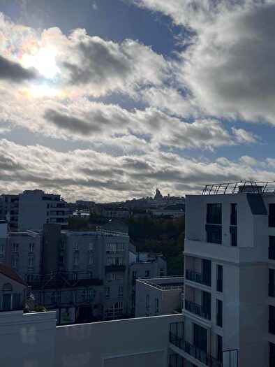 Appartement à louer - Saint-Ouen, Centre-ville - 5 pièces - 4 chambres